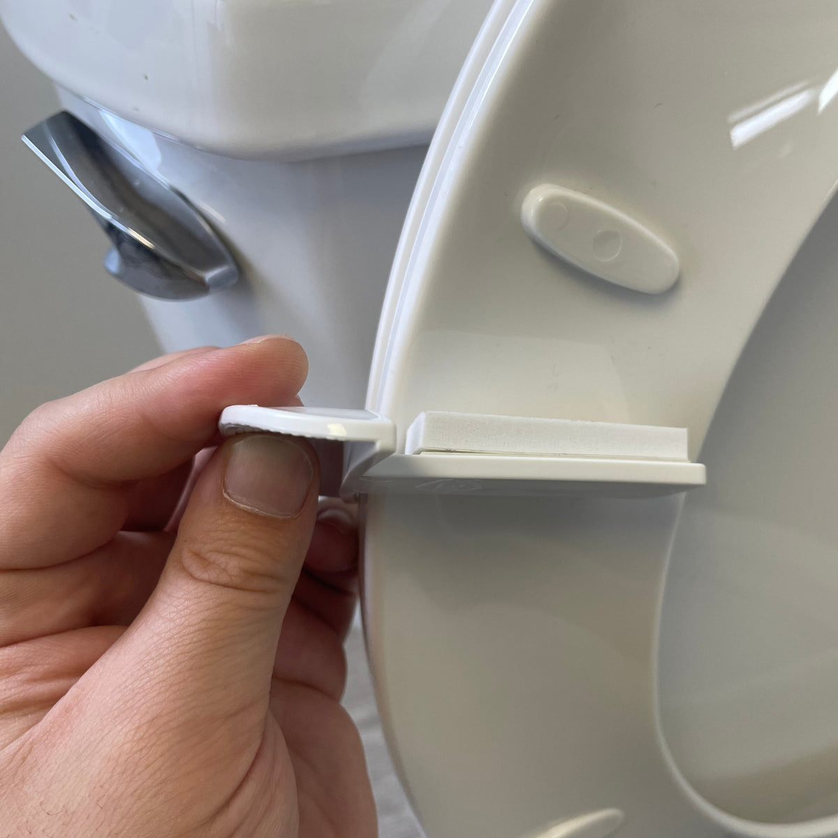 Clorox Sanitary Toilet Seat Lifter – Ginsey Home Solutions
